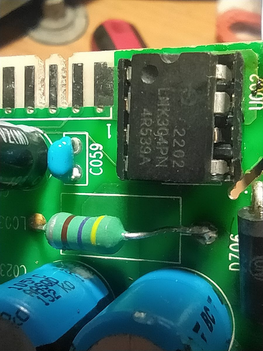 Whirlpool AWO/D 5320/P - uszkodzony programator pralki PCB L2158