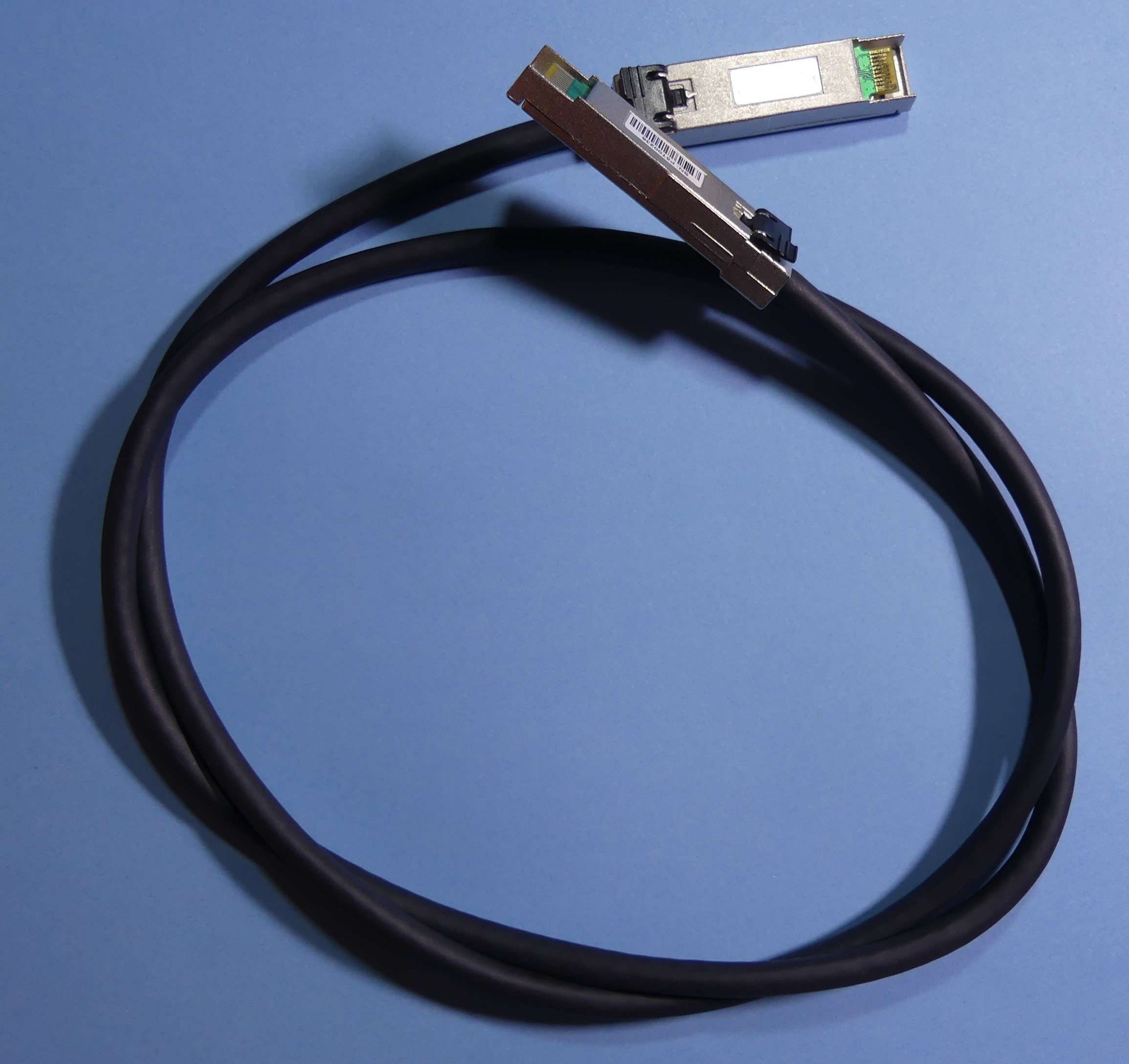 Wnętrze modułów SFP+ kabla DAC 10GBE - elektroda.pl
