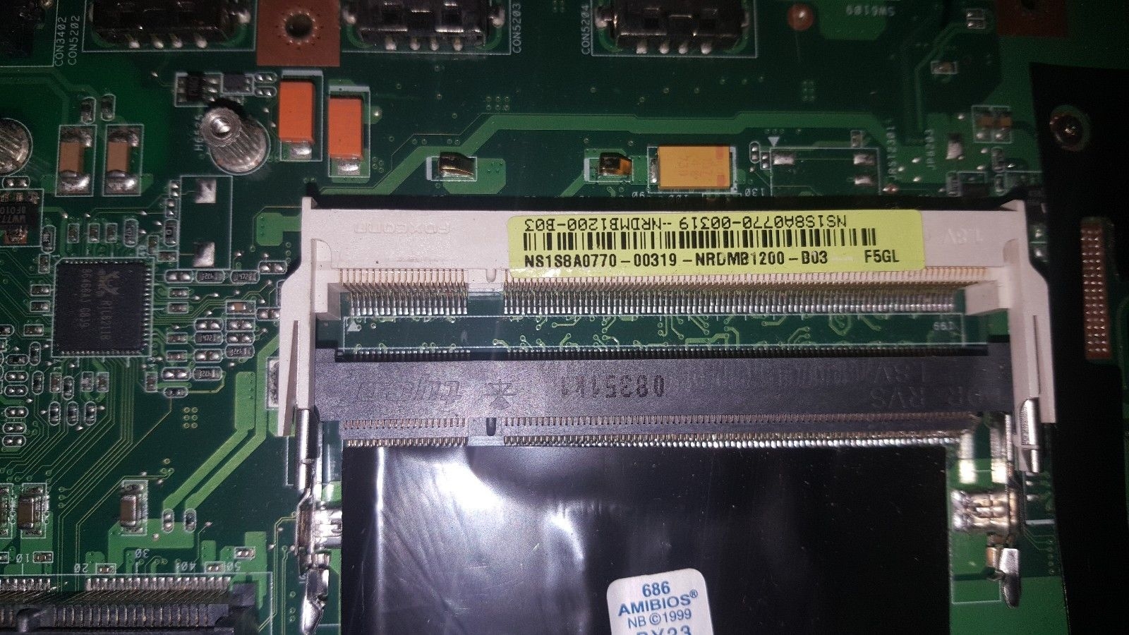ASUS X50GL - Wyłącza się po odłączeniu zasilania od baterii