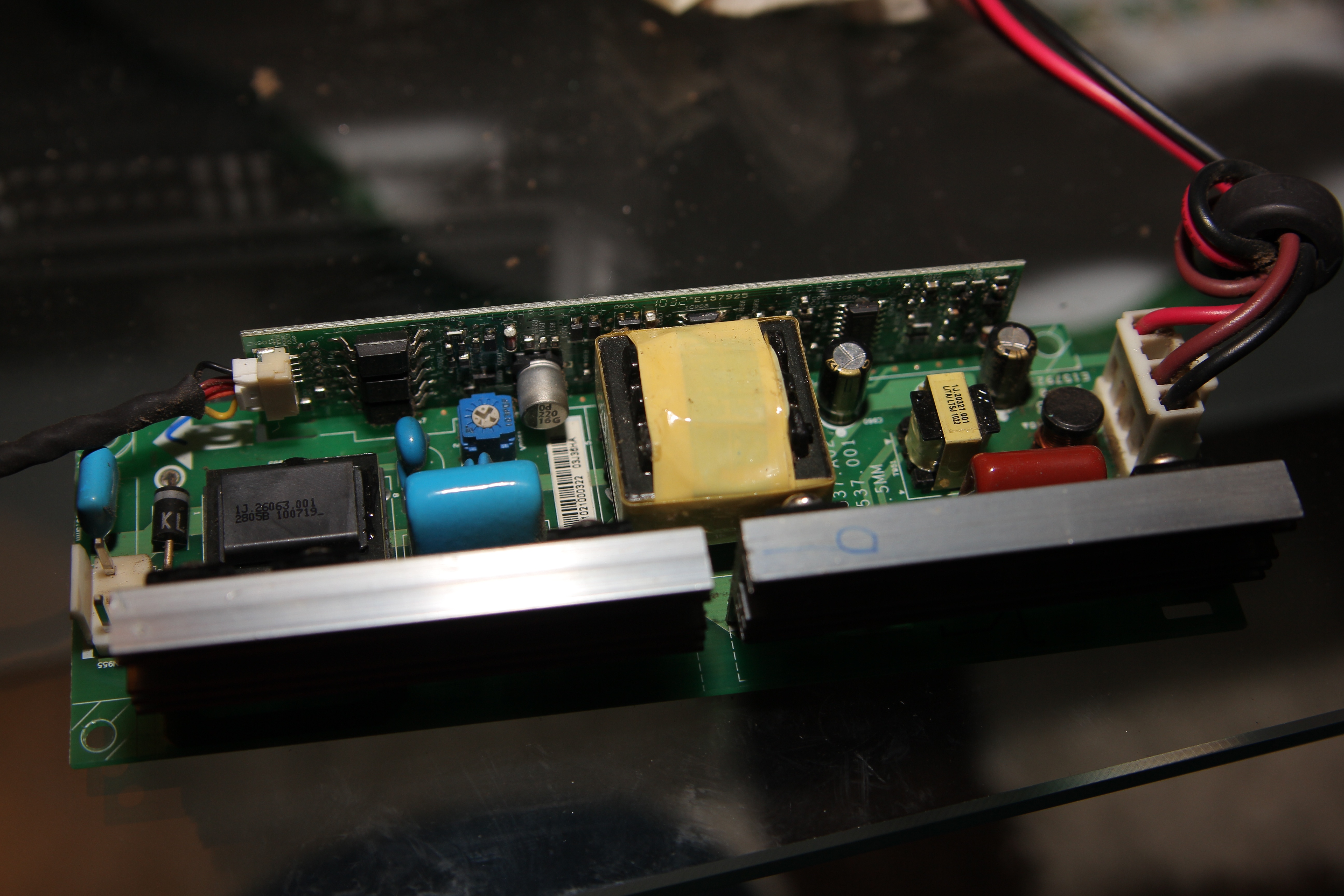 Jak uruchomić projektor Infocus LP340 bez lampy i zasilacza? - 162