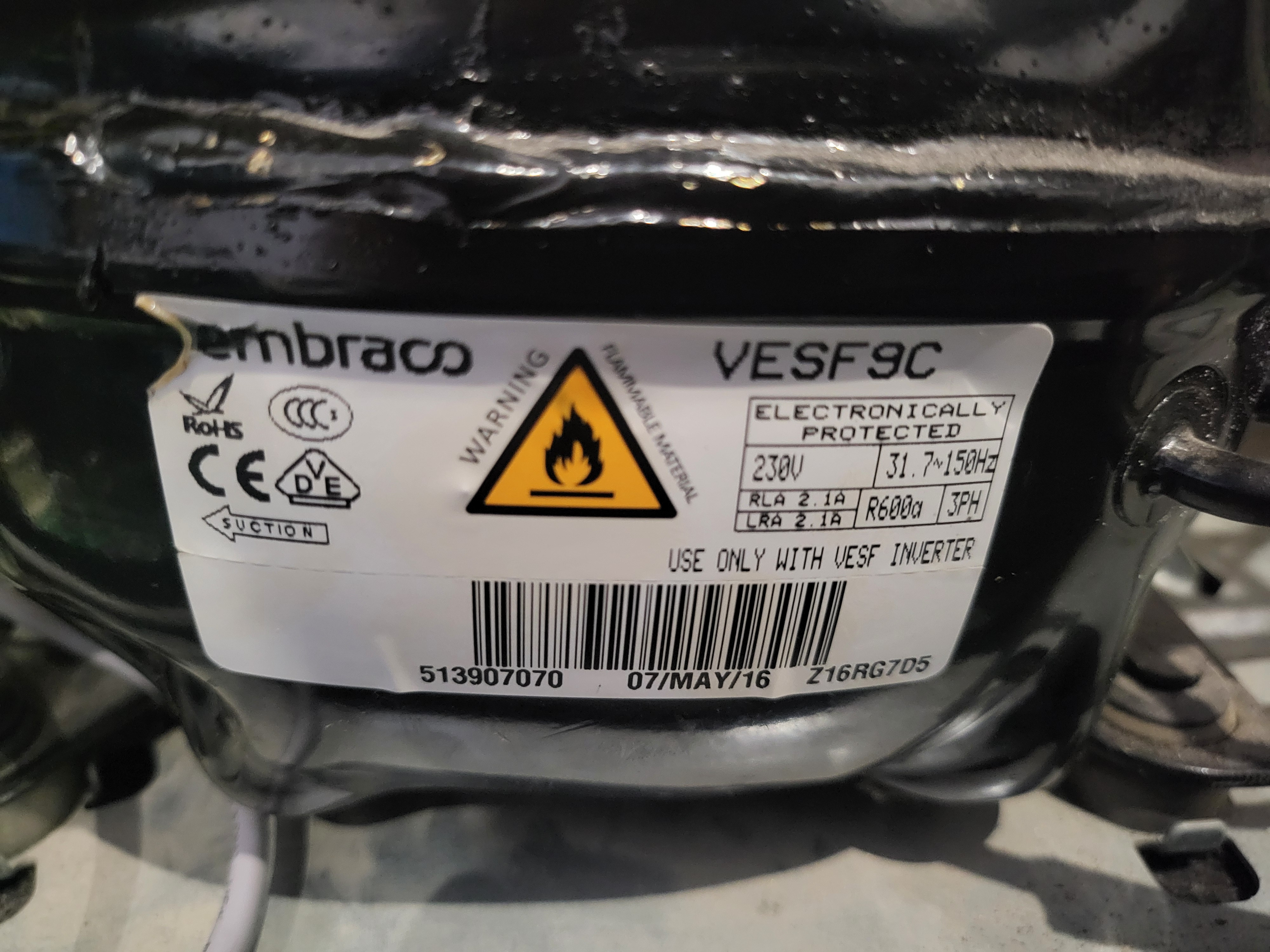 Zamienniki dla sprężarki vesf9c i invertera VESF 2456 w Liebherr Wtes 5872