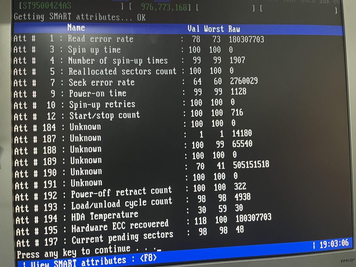 Dysk twardy Seagate ST9500424AS pika po upadku, niewykrywalny - silnik ...