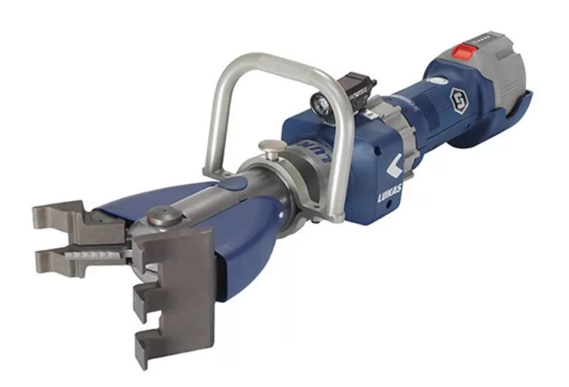 Prąd w kranie - możliwe przyczyny i rozwiązania w bloku mieszkalnym