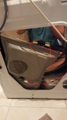 [Rozwiązano] Suszarka Gorenje WT981 nie podaje napięcia do grzałki.