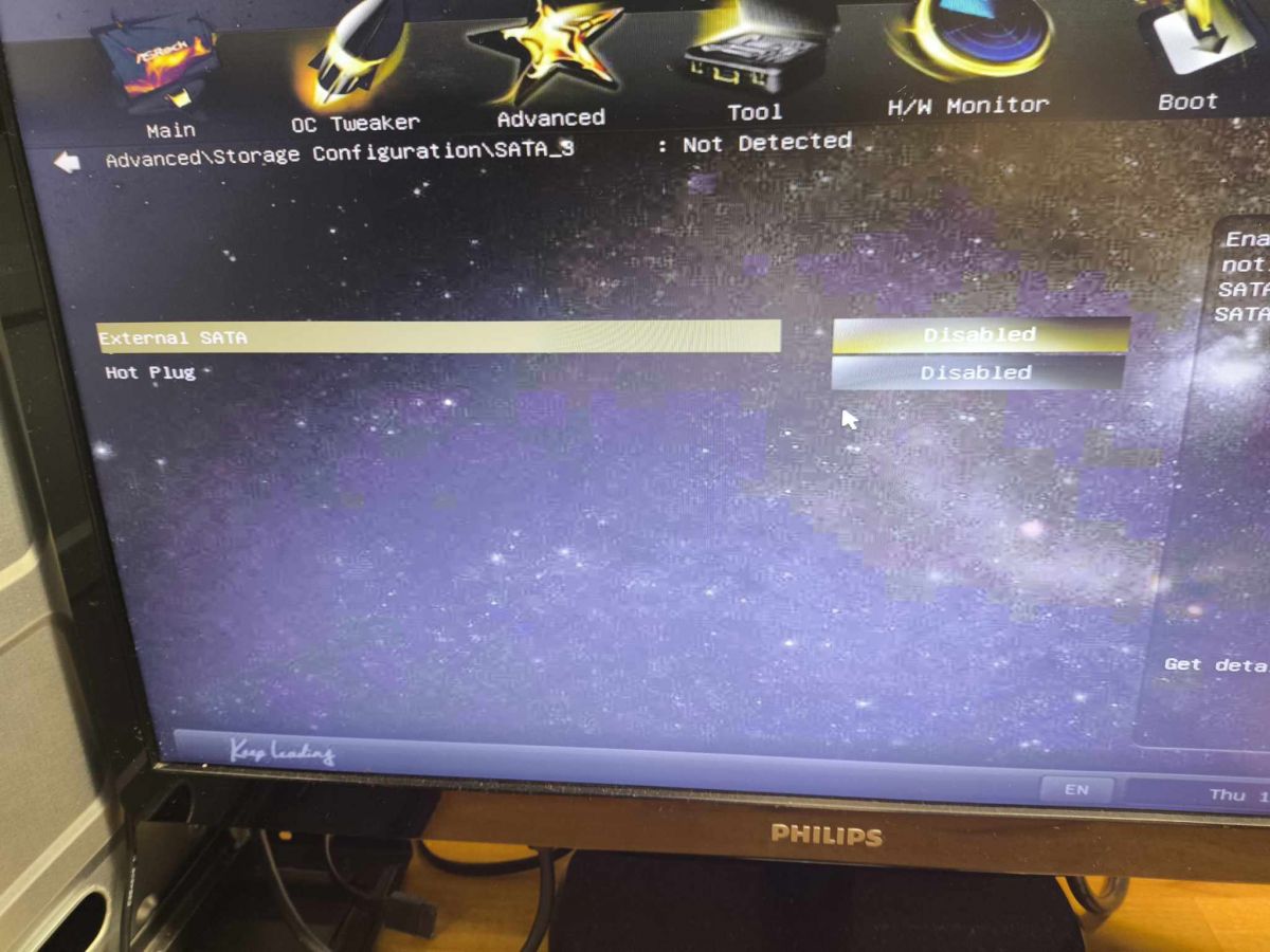 ASRock H81M-VG4: BIOS nie wykrywa SSD przy podłączeniu z innymi ...
