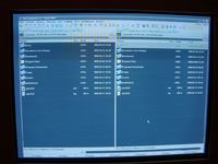 Monitor Compaq P900 poziome "skośne" pasy na ekran