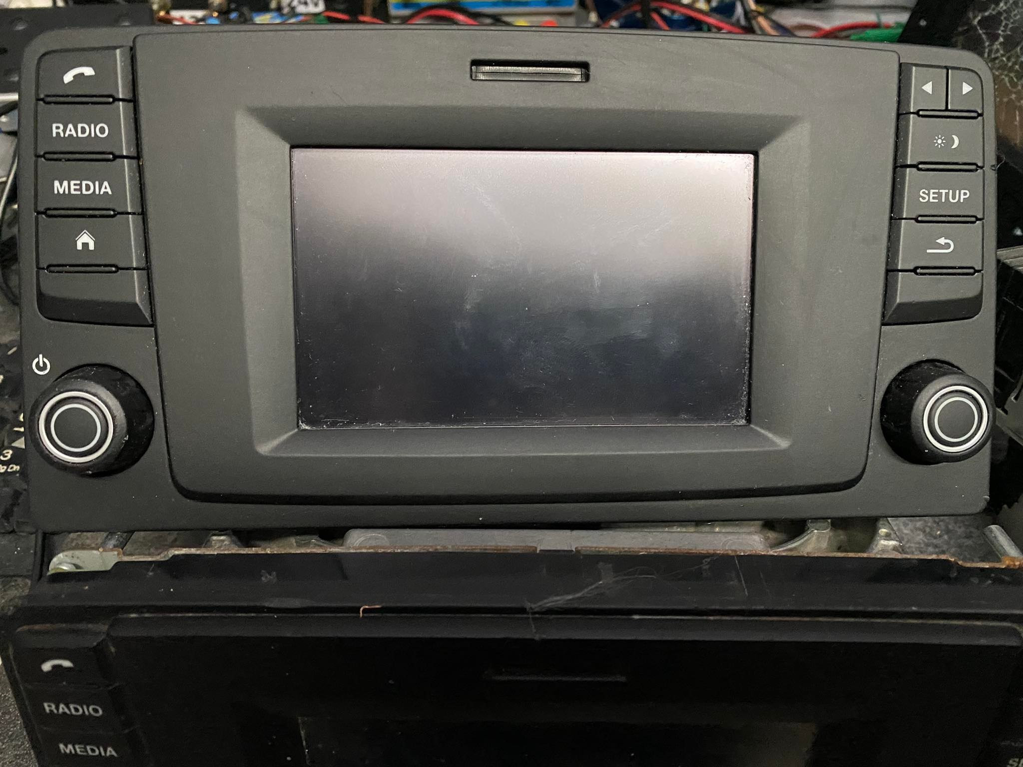 [Rozwiązano] MAN MMT starter - schemat połączeń dla tego radia