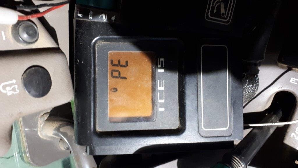 CLASS ARES 836 TCE15 - co oznaczają kody PE/AL/0/37 i ikona kłódki?