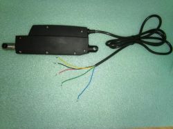 [Sprzedam] Nowy siłownik Linak LA12 12V, 750N, regulowane krańcówki