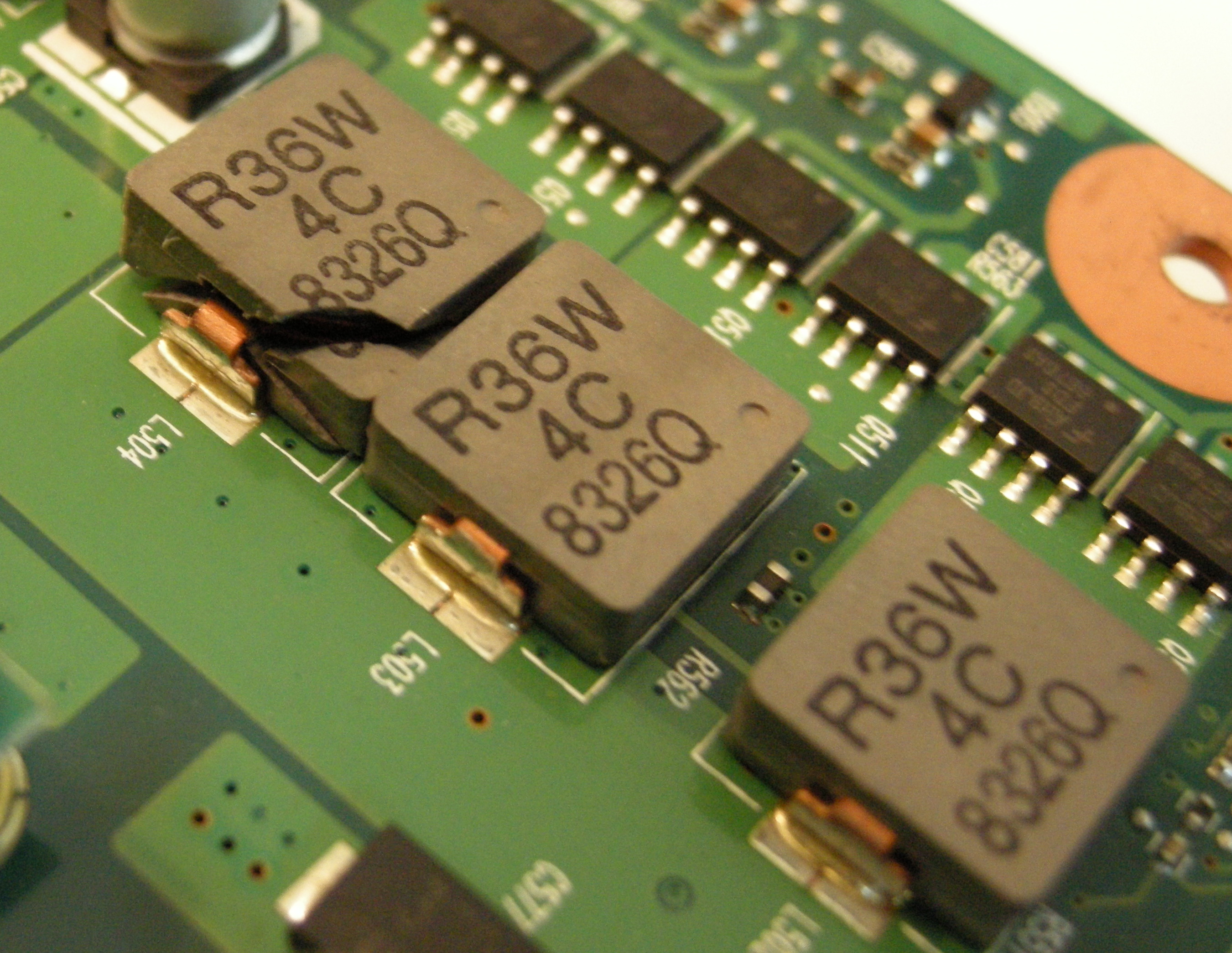 Identyfikacja elementu R36W 4C 8326Q w HP Pavilion HDX9300/HDX9000T-CTO