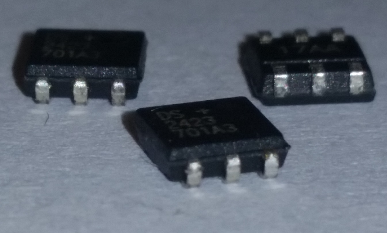 [Sprzedam]DS2423 DALLAS 1-wire poczwórny licznik 32bitowy + pamięć