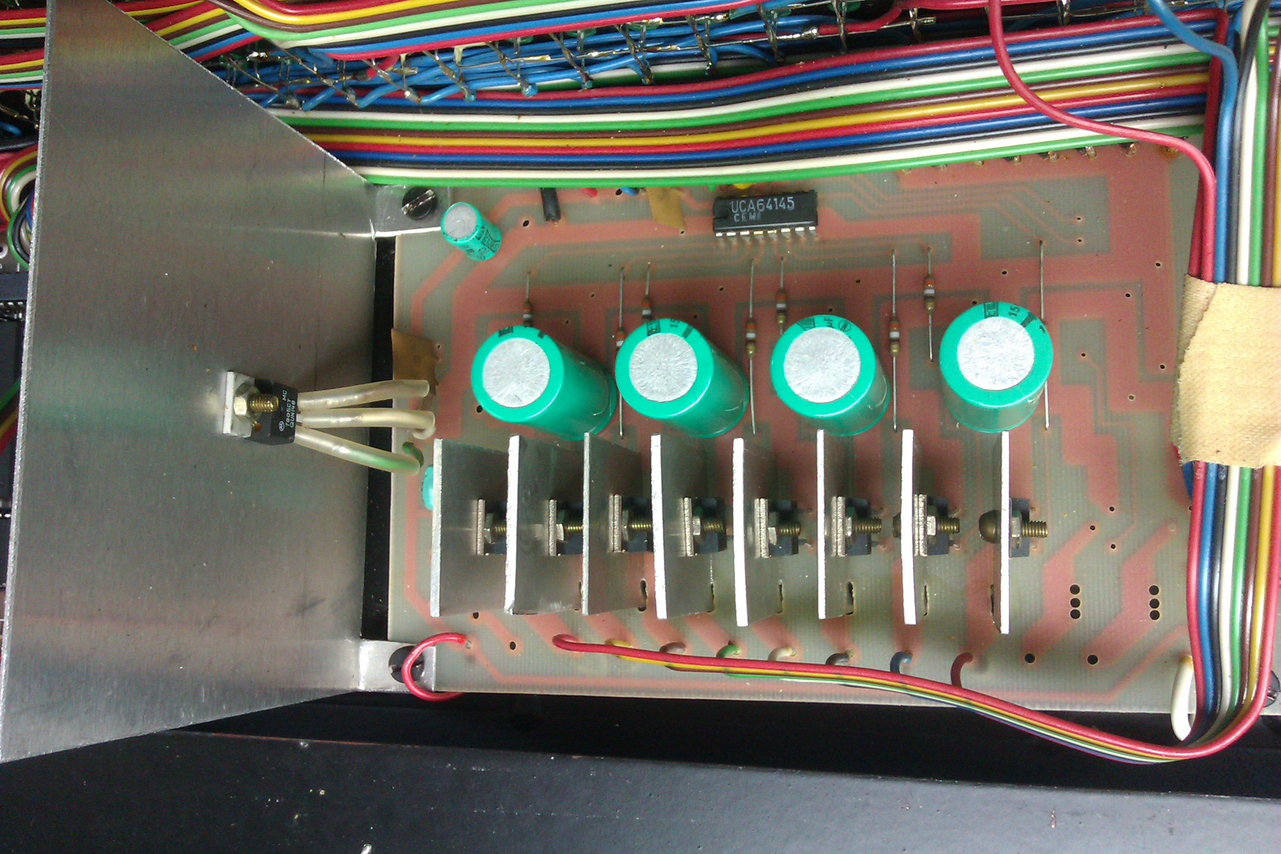 Jak uruchomić wyświetlacz ELAND EWIR-60 z 1992 bez pilota?