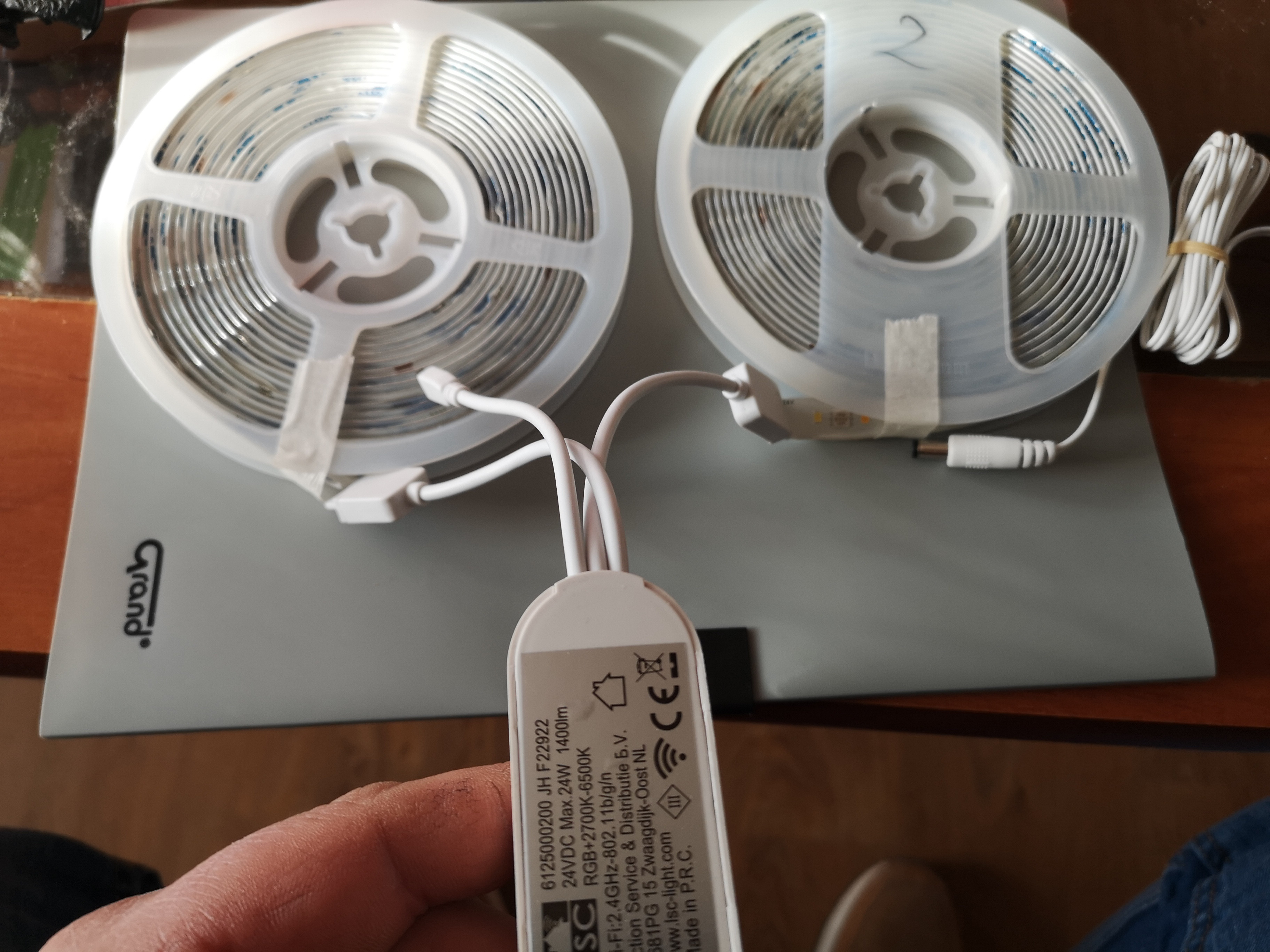 [Solved] Combination of 20m of LED rgb + tunable white tape under one ...