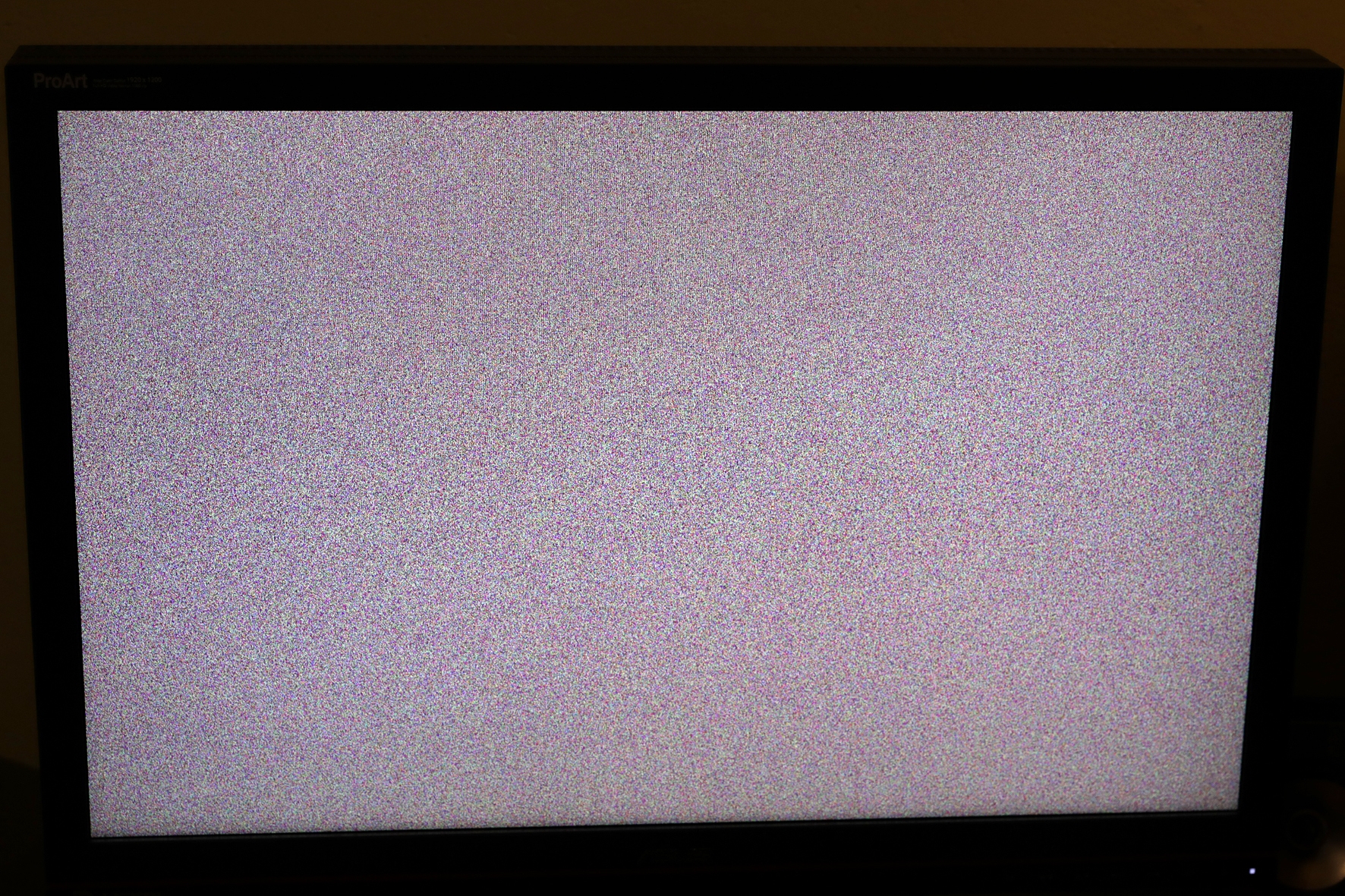 [Rozwiązano] ASUS PA 246Q - Monitor LCD śnieży niczym TV bez anteny ...