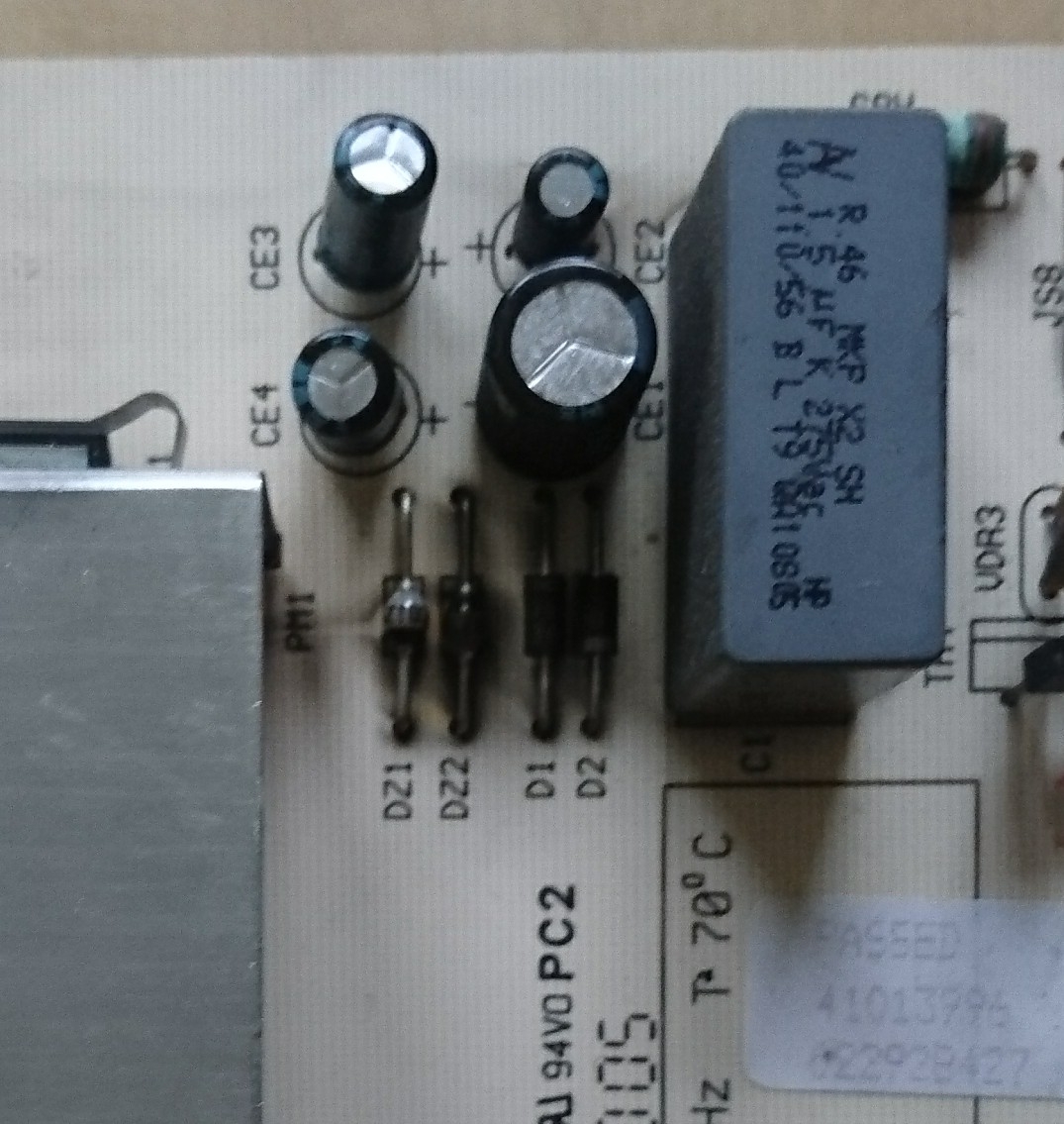 Pralka Candy CS-2 105 16 S - spalone diody Zenera w module