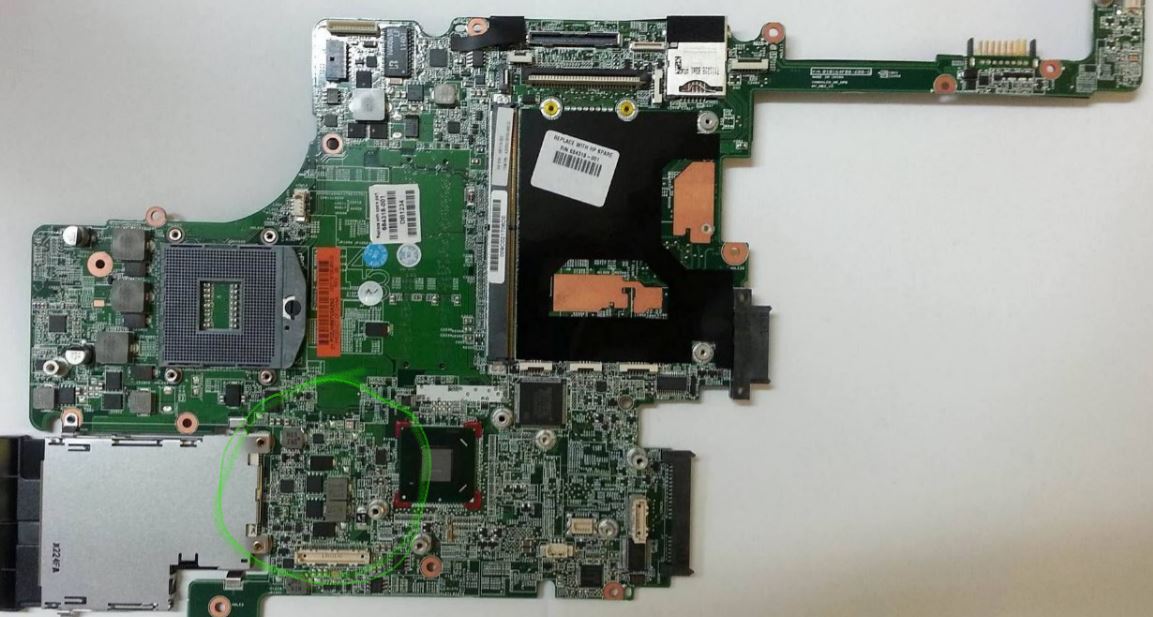 HP 8560W - Nie uruchamia się po małym zwarciu podczas wymiany karty
