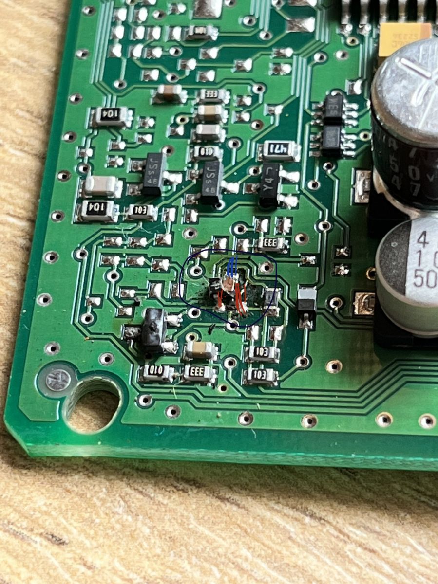 Jak samodzielnie naprawić moduł PDC w BMW E60? - elektroda.pl