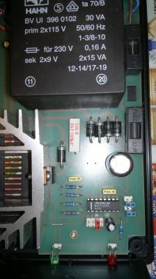 Ładowarka na układzie MAX712 - wyłącza się przed naładowaniem baterii.