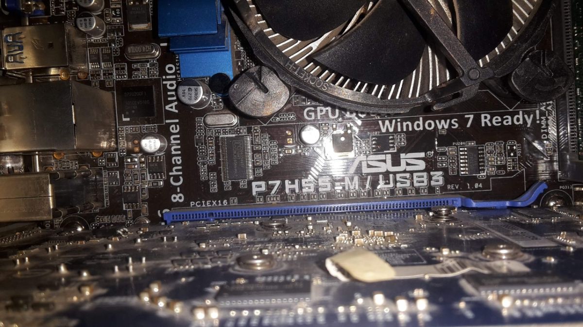Asus P7H55-M - Płyta główna Asus P7H55-M Instalacja procesora I5 760