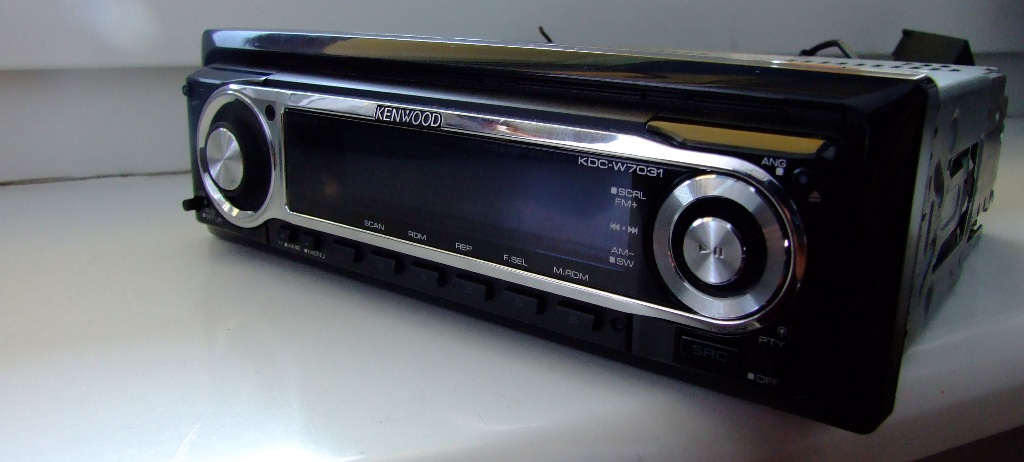 [Sprzedam] Radio Kenwood KDC-W7031 KLASYK MP3 2xRCA animacje - 179zł