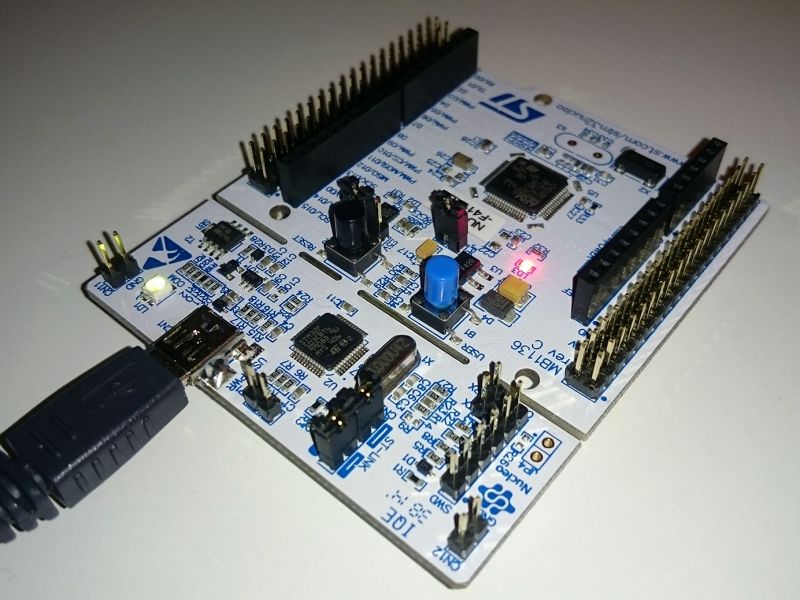 [ARM][SAMD21] Jak zaprojektować płytkę rozwojową? Jak zaprogramować uC?