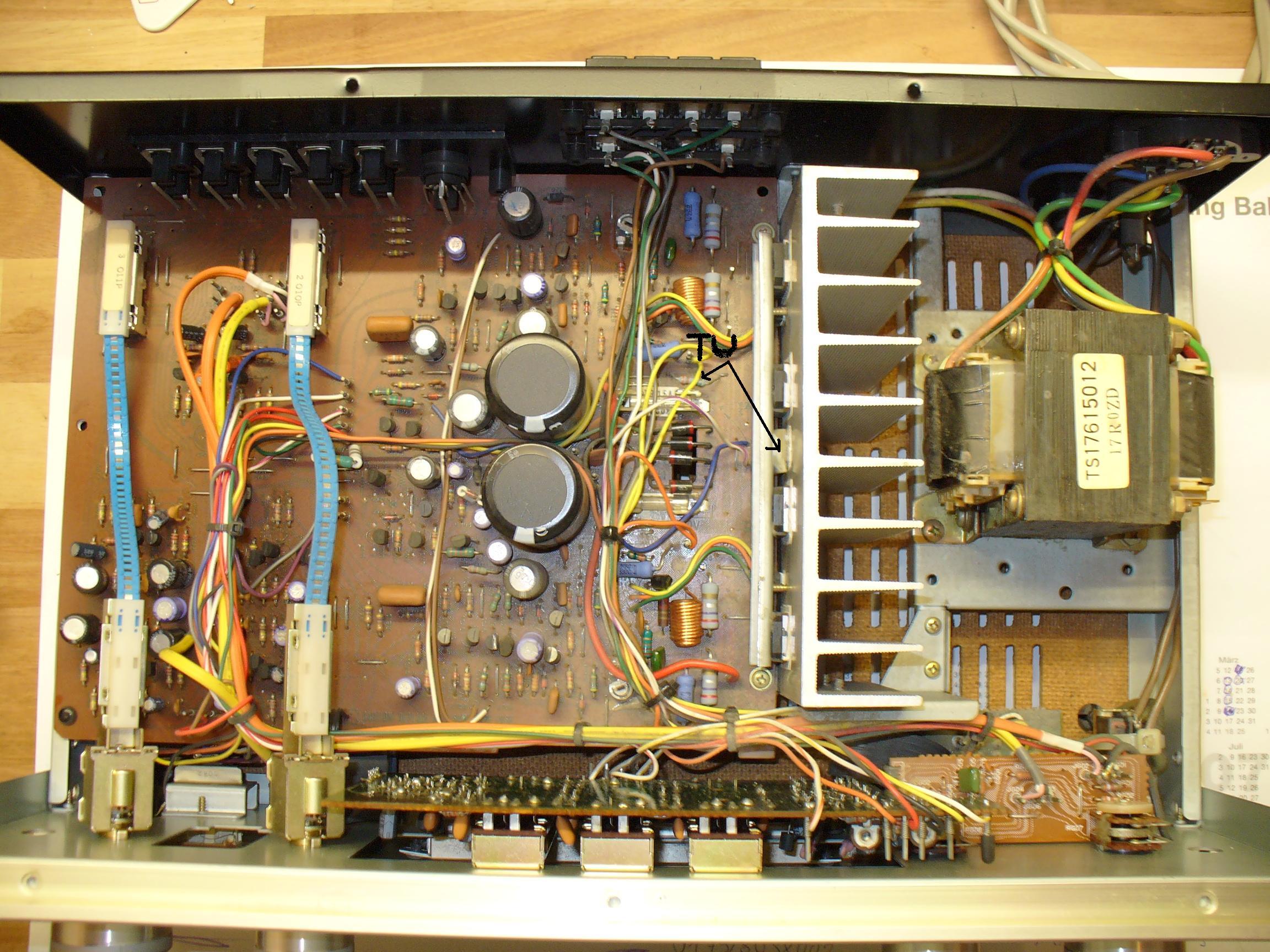 Wzmacniacz Marantz PM 250 - Zniekształcony dźwięk w obu kanałach ...