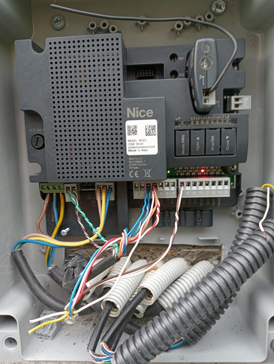 Podłączenie centrali Nice NC 800 do switcha Toya – schemat i kolejność ...