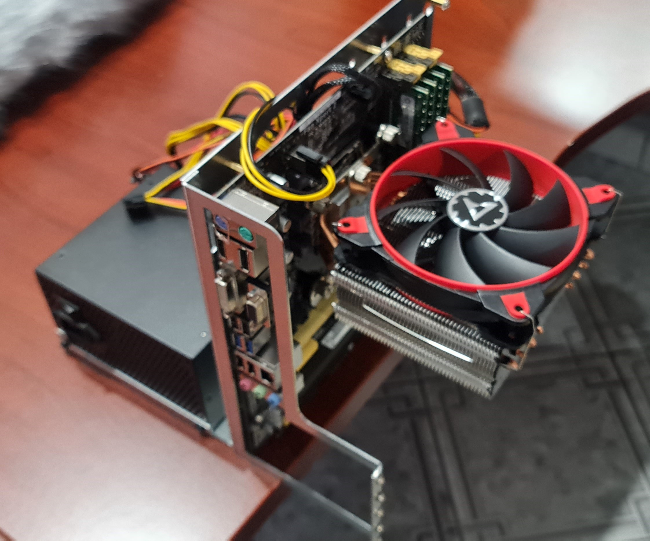 [Aktualizacja] Otwarta obudowa PC - nowe modele, test bench , szafa ...