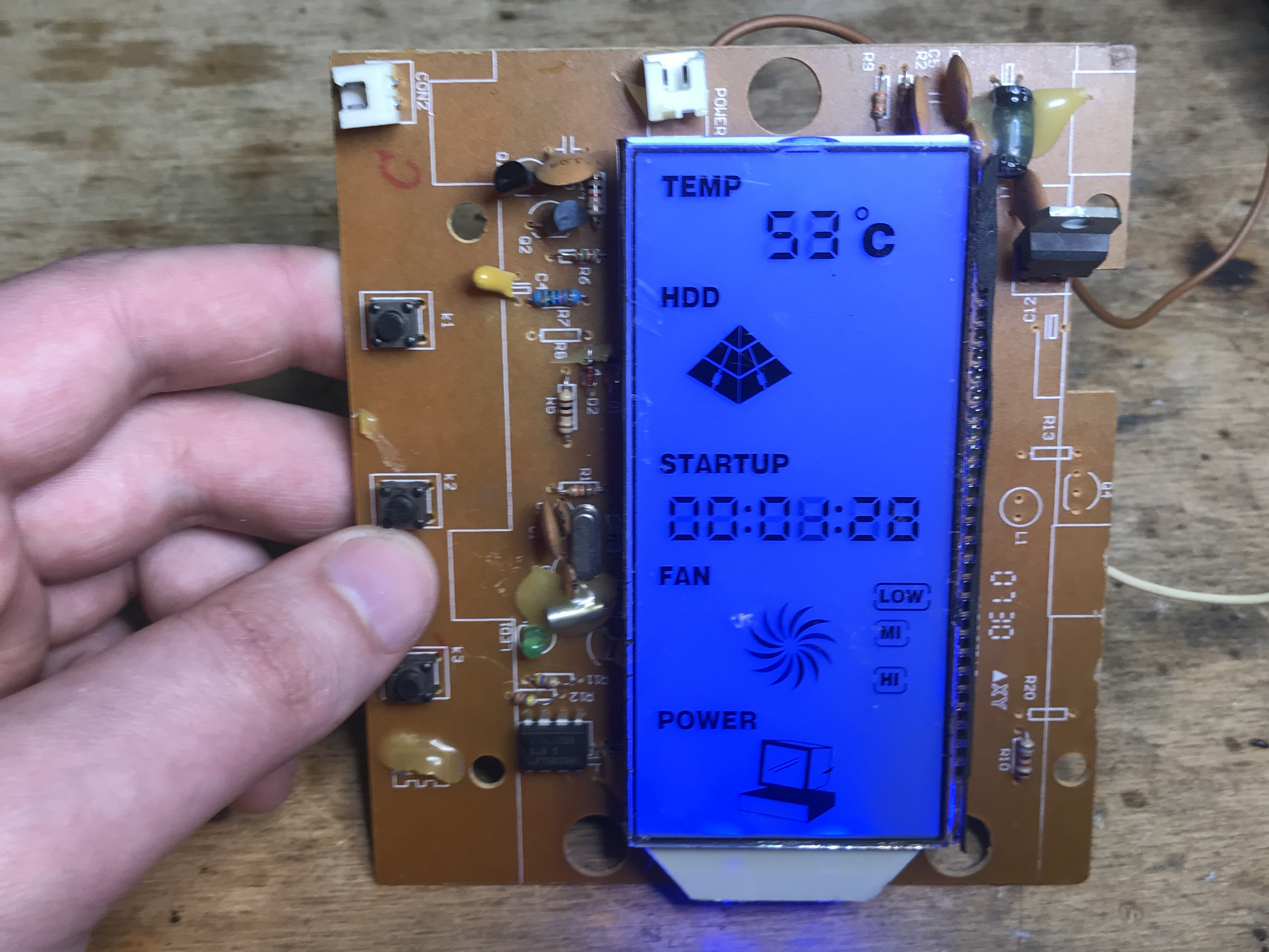 Inside a car radio, running LCD with PT6523 on Arduino