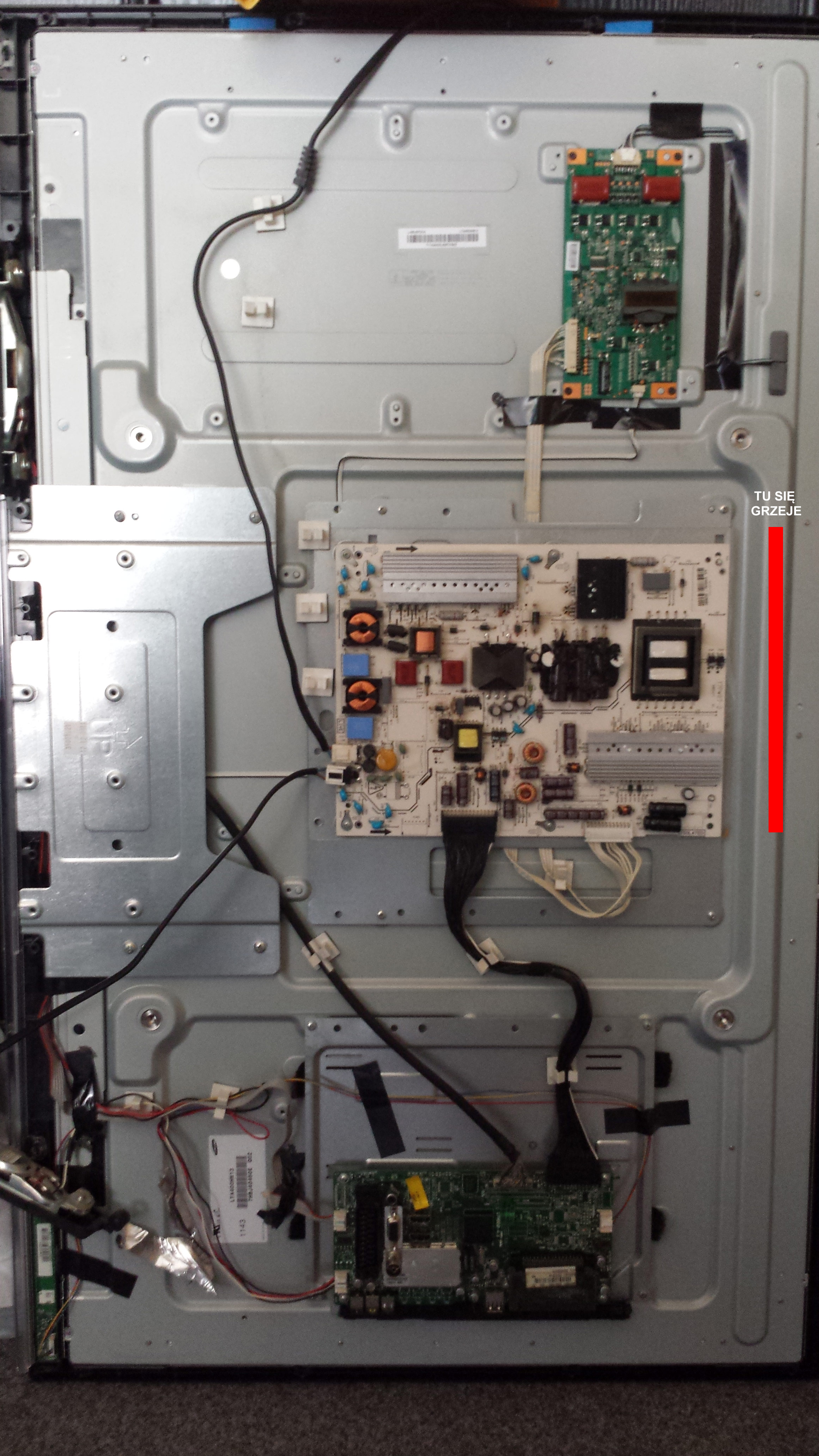 Sharp LC40LE510E - Podwójny obraz na ekranie, dźwięk prawidłowy