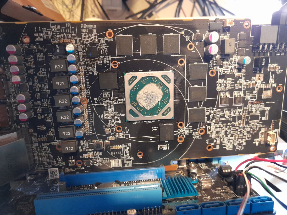 RX580 8GB Powercolor - Karta nie startuje, nie blokuje rozruchu komputera