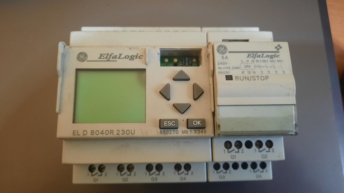 Jak uruchomić sterownik PLC Elfa Logic EL D 8040R 230U?