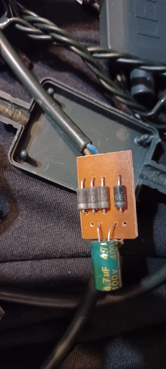 [Rozwiązano] Eliminowanie migotania diod w lampkach choinkowych z układem X3501 - porady i ...