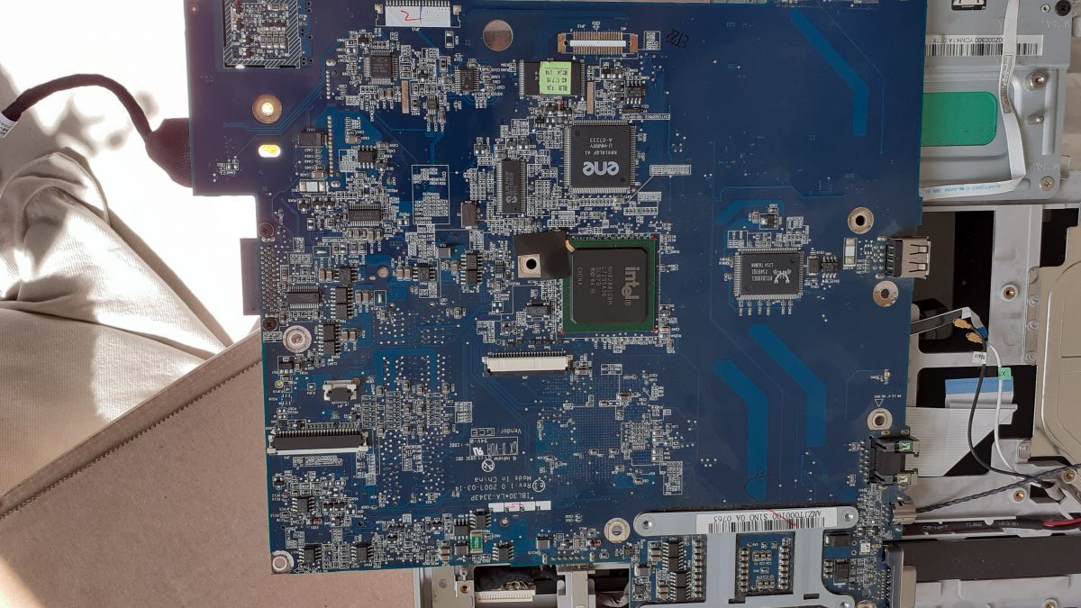 [Rozwiązano] Lokalizacja kości BIOS HP G5000 - elektroda.pl