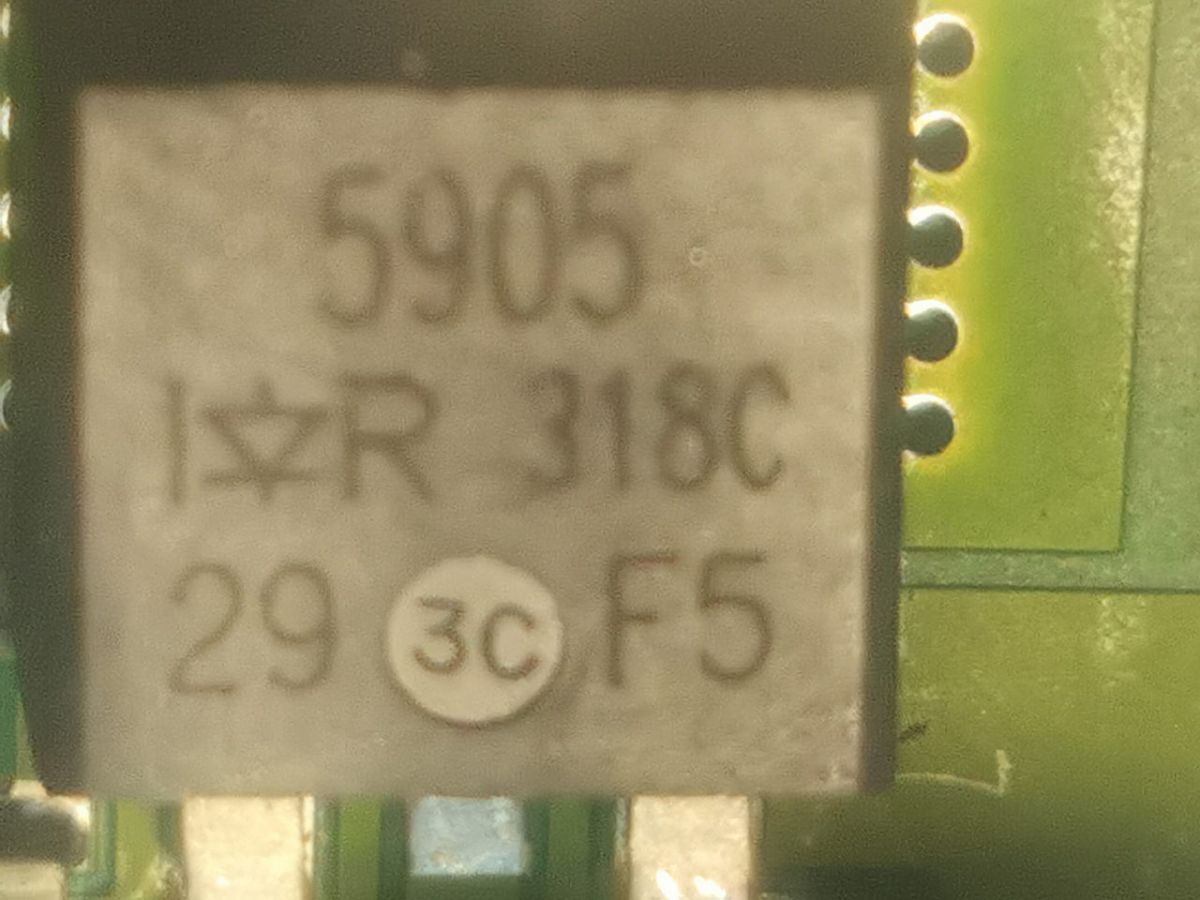 International rectifier - Tranzystor mocy smd do identyfikacji