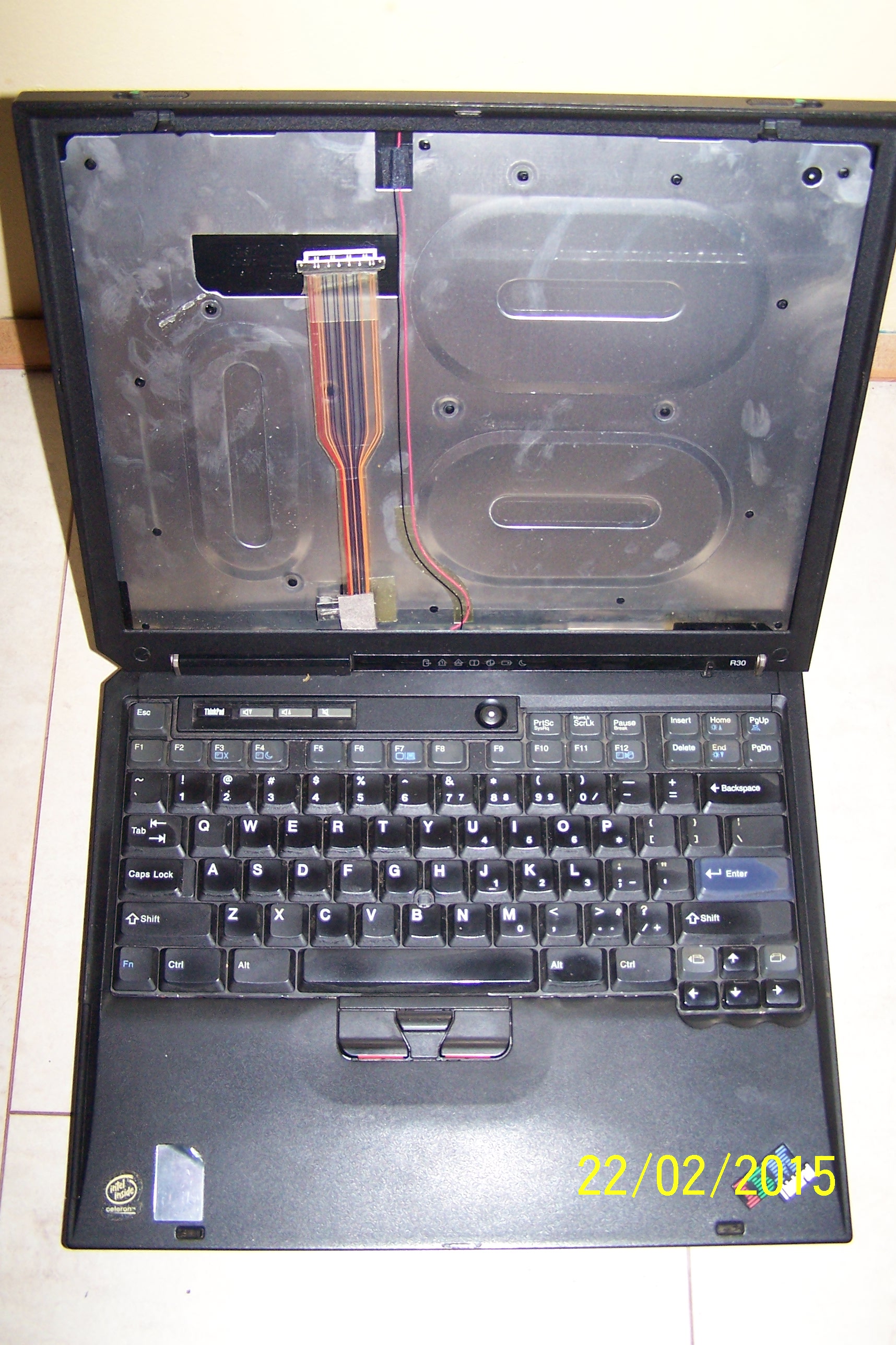 [Sprzedam] IBM ThinkPad R30 bez matrycy - elektroda.pl