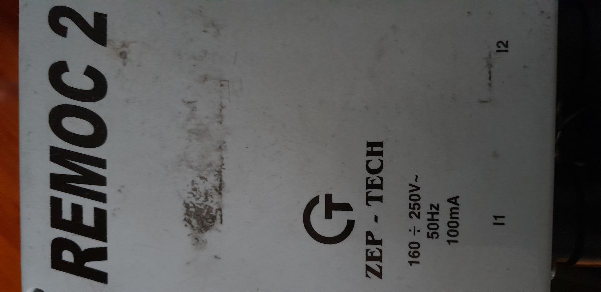 REMOC rejestrator parametrów sieci – brak łączności, czerwona dioda miga 4x