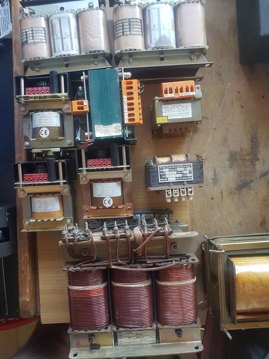 [Sprzedam] Jak wycenić i sprzedać transformatory ze zdjęć?