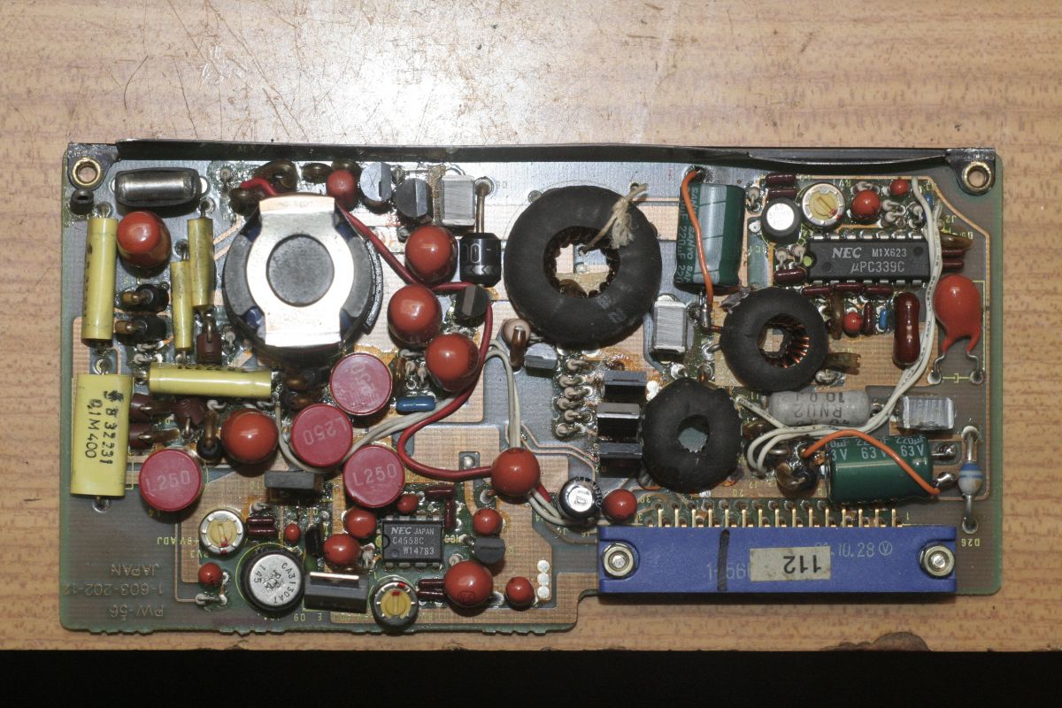 [Rozwiązano] Sony BVP-330 z 1981: Jak naprawić przetwornicę bez ...