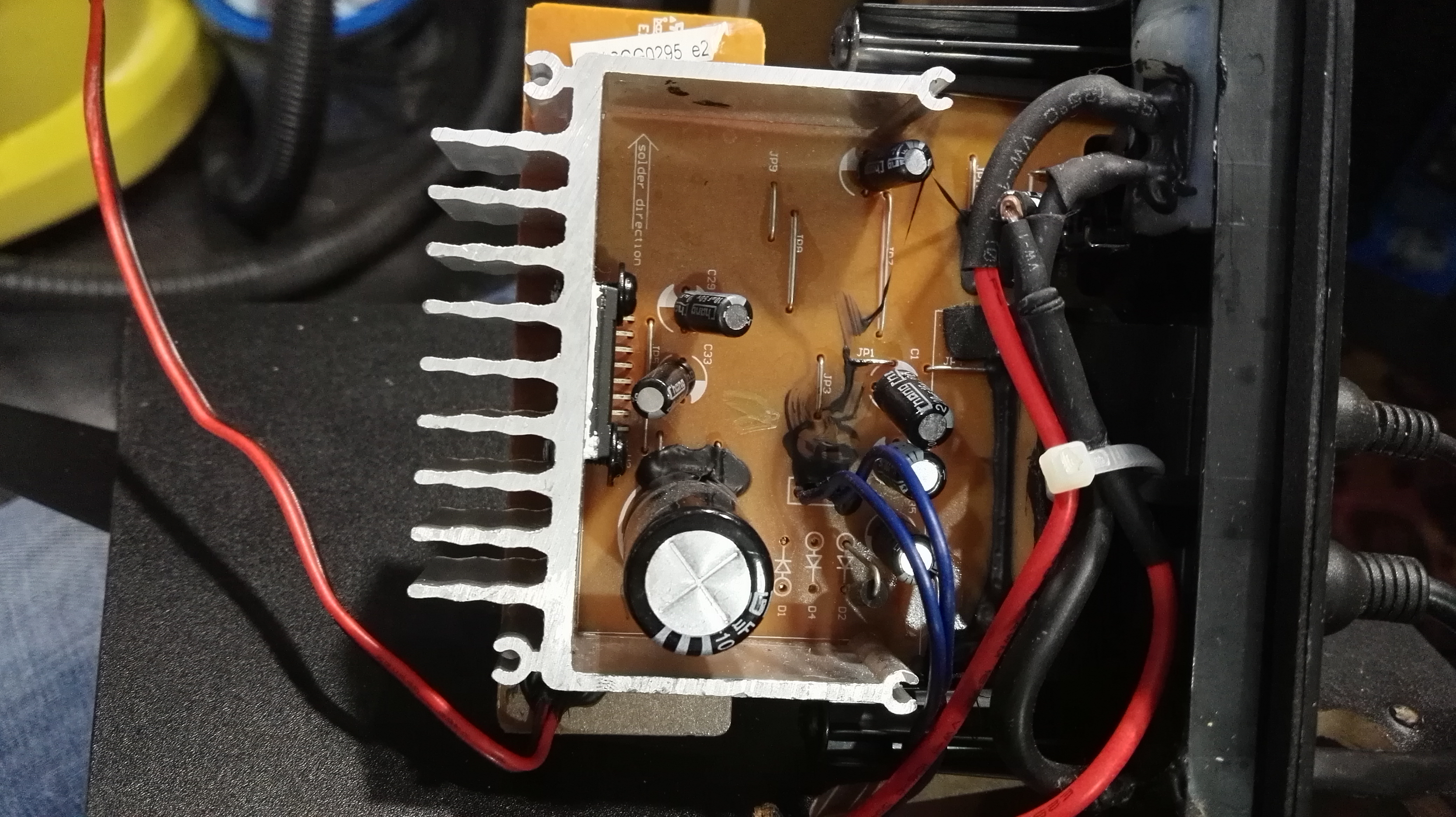 Zamiennik wzmacniacza głosników Creative sbs a335 2.1