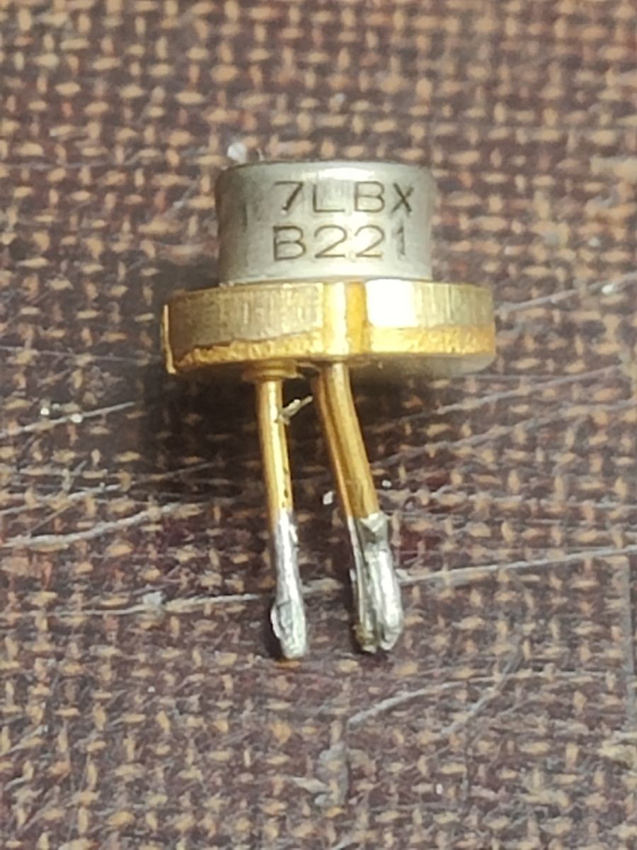 [Rozwiązano] Identyfikacja diody laserowej - Uszkodzona dioda laserowa ...