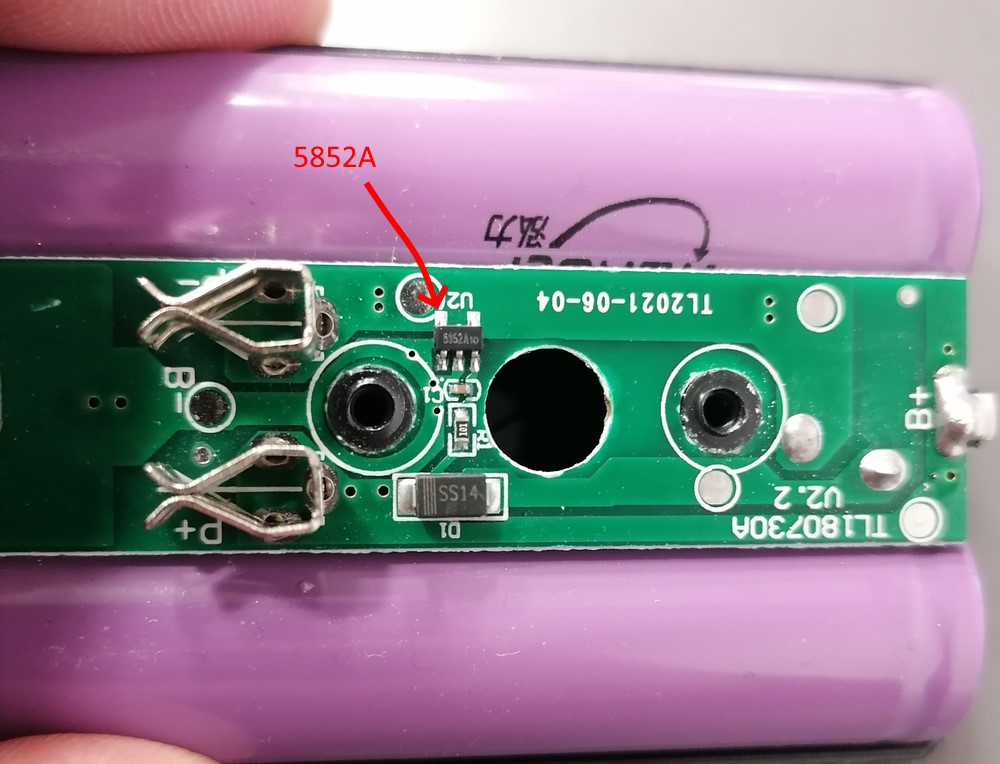 Zasilacz 5V i akumulator do lasera krzyżowego - jak sprawdzić stan ...