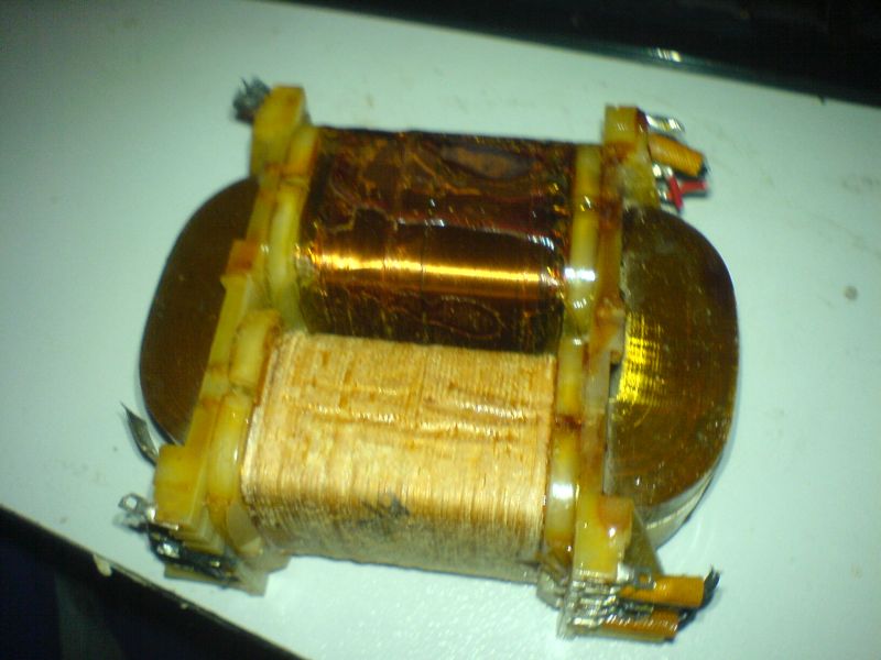 Jak oddzielić rdzeń od karkasu w transformatorze TS120/14?