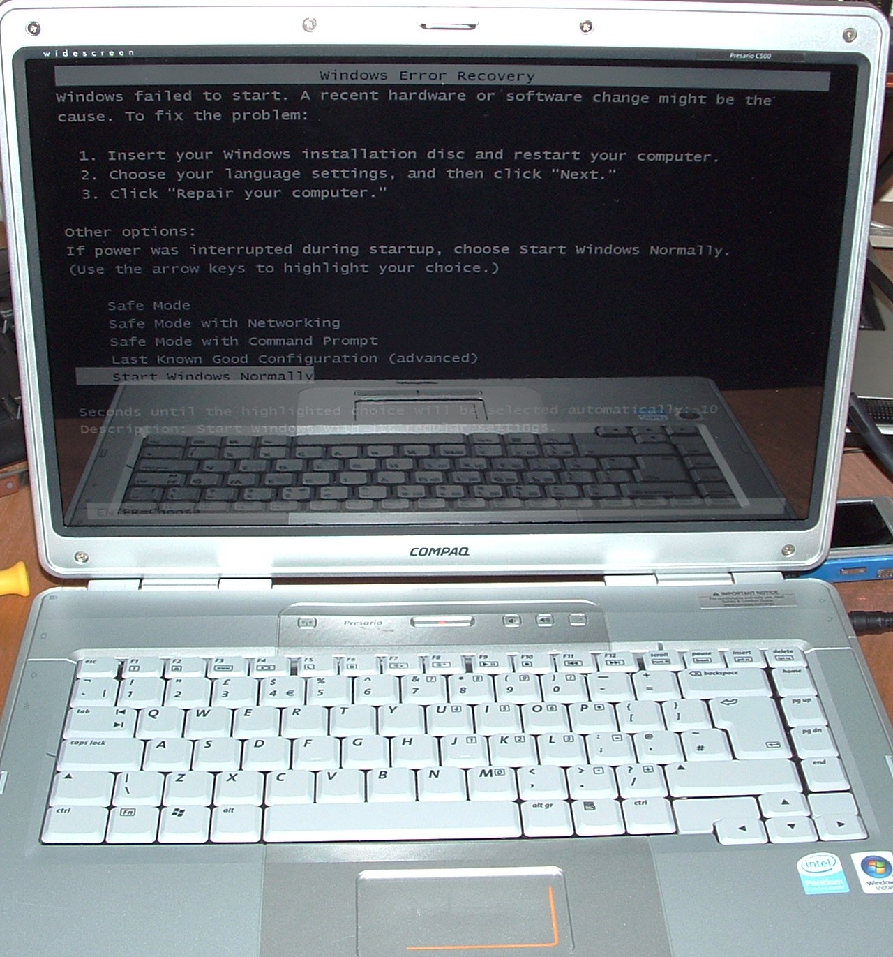 Compaq Presario C500 brak podświetlenia po wymianie inwertera na nowy