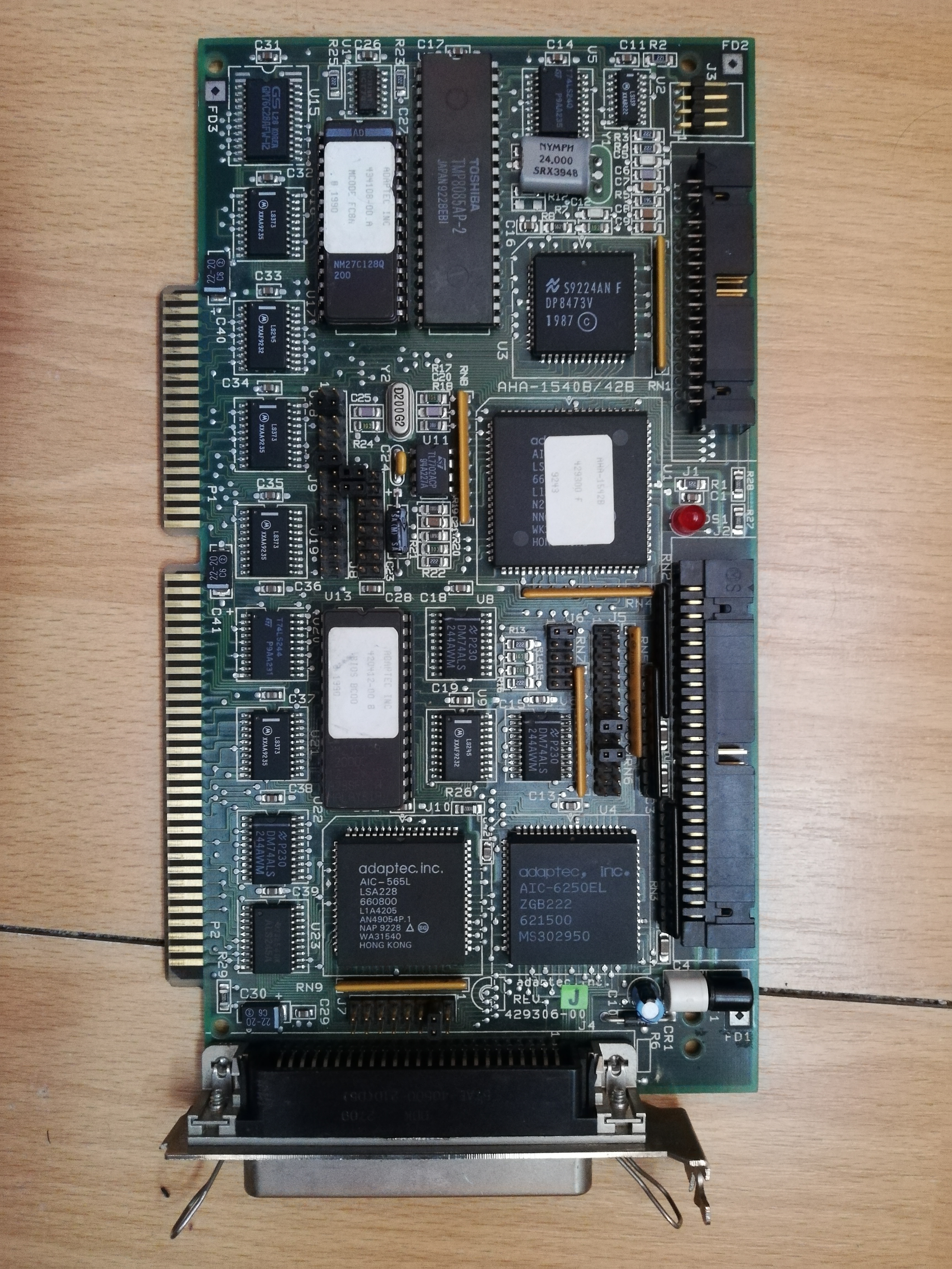 [Sprzedam]Dyski SCSI Narrow 50 pin, kontrolery ISA, PCI, zamienię na ...