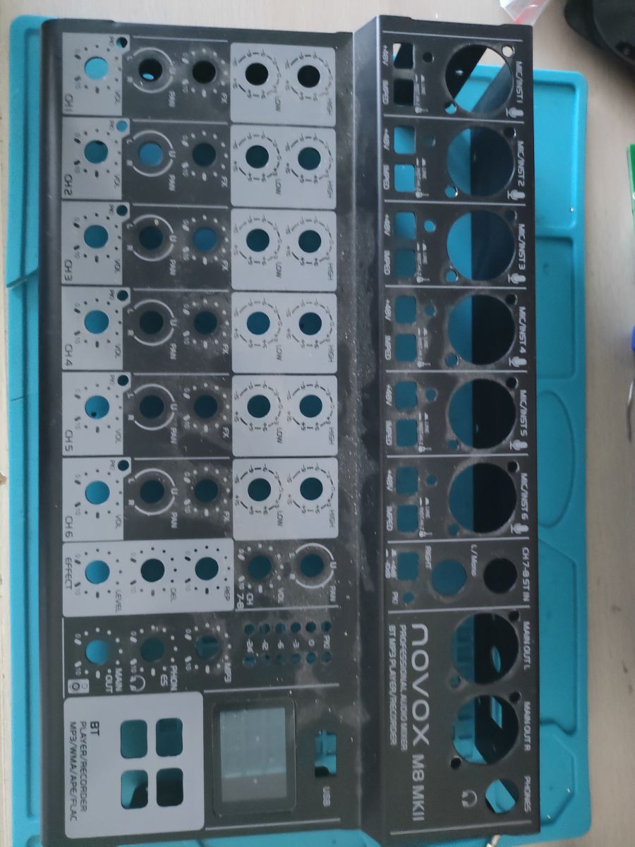 Mikser Novox M8 MK II - problem z naprawą uszkodzony układ