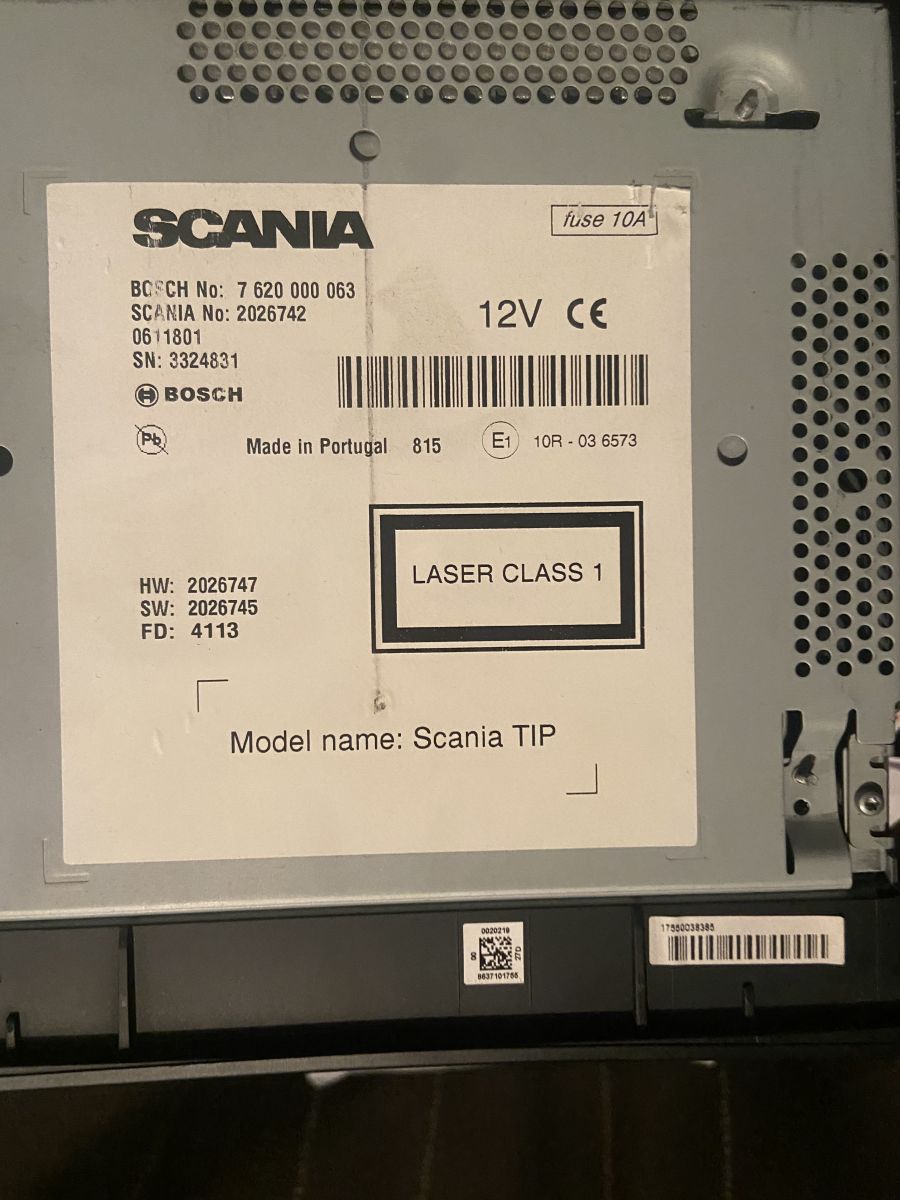 Zmiana radia oryginalnego 1din Bosch na 2din Bosch Scania Streamline 2014