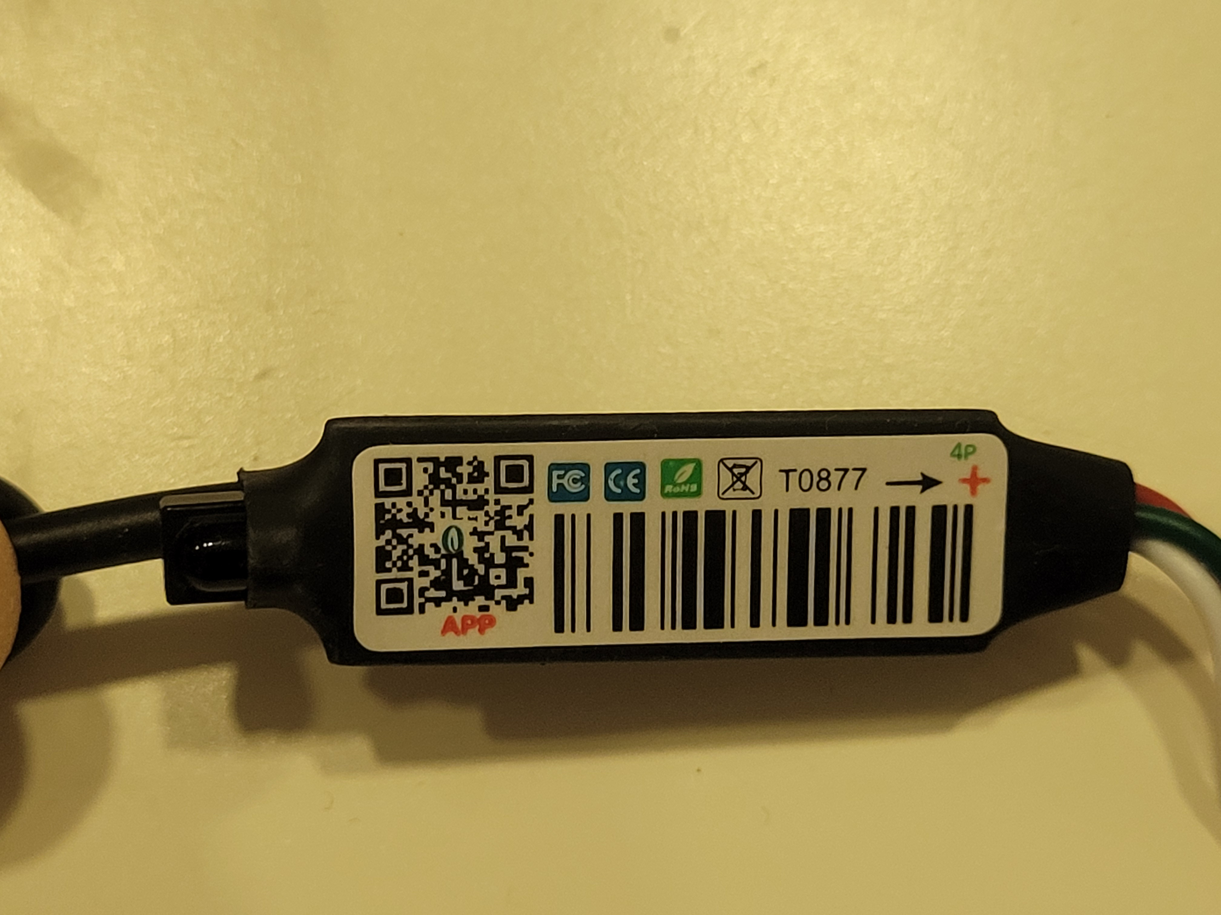 Aliexpress LED Strip Compatibility with 2.4GHz/IR 12V USB Controllers?