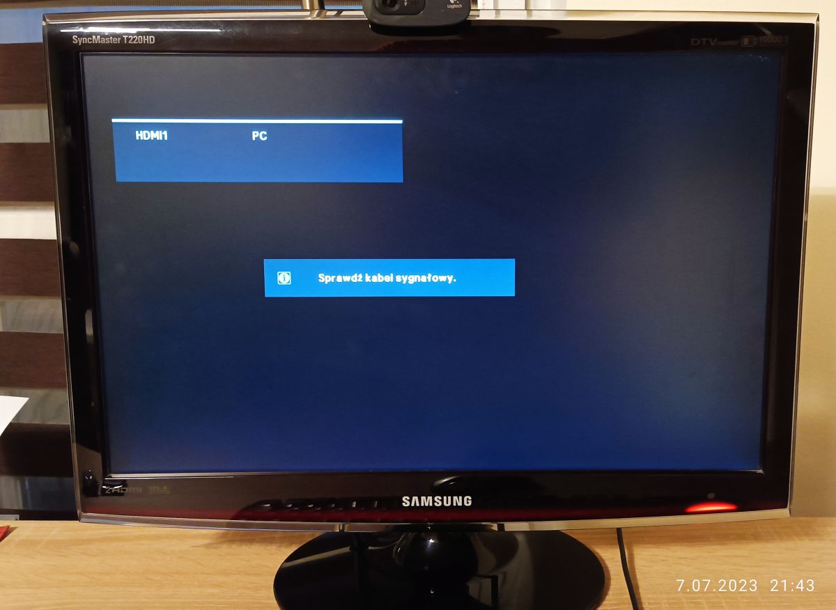 Samsung Syncmaster T220HD - wyłączanie po zaniku sygnału HDMI
