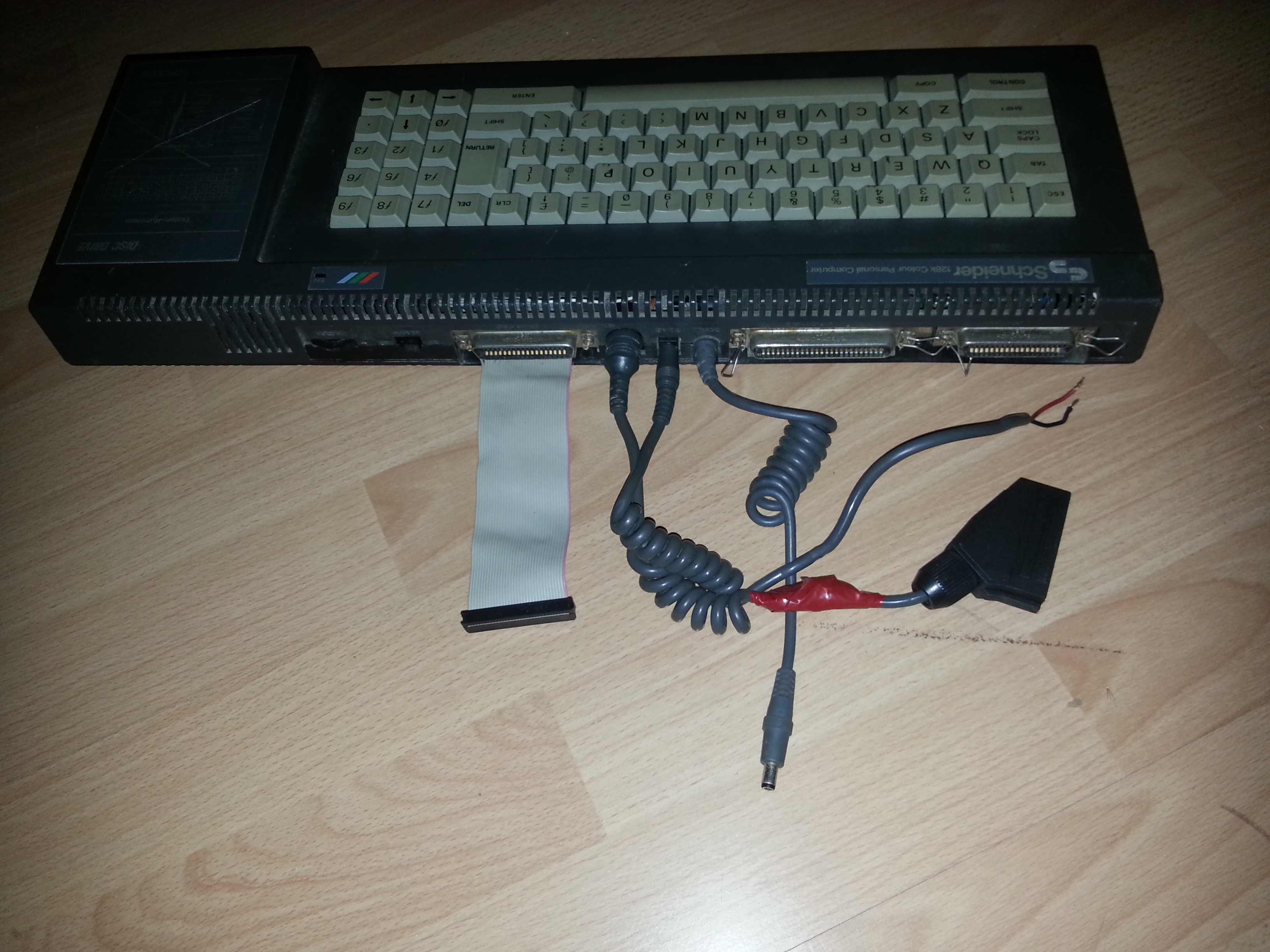 [Sprzedam] Amstrad/Schneider CPC6128 128K - elektroda.pl